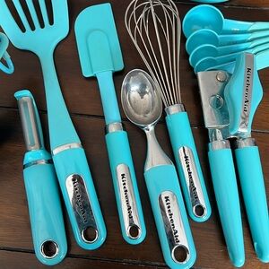 KitchenAid | Kitchen | Lot Of 9 Kitchenaid Kitchen Utensils Aqua Teal ...